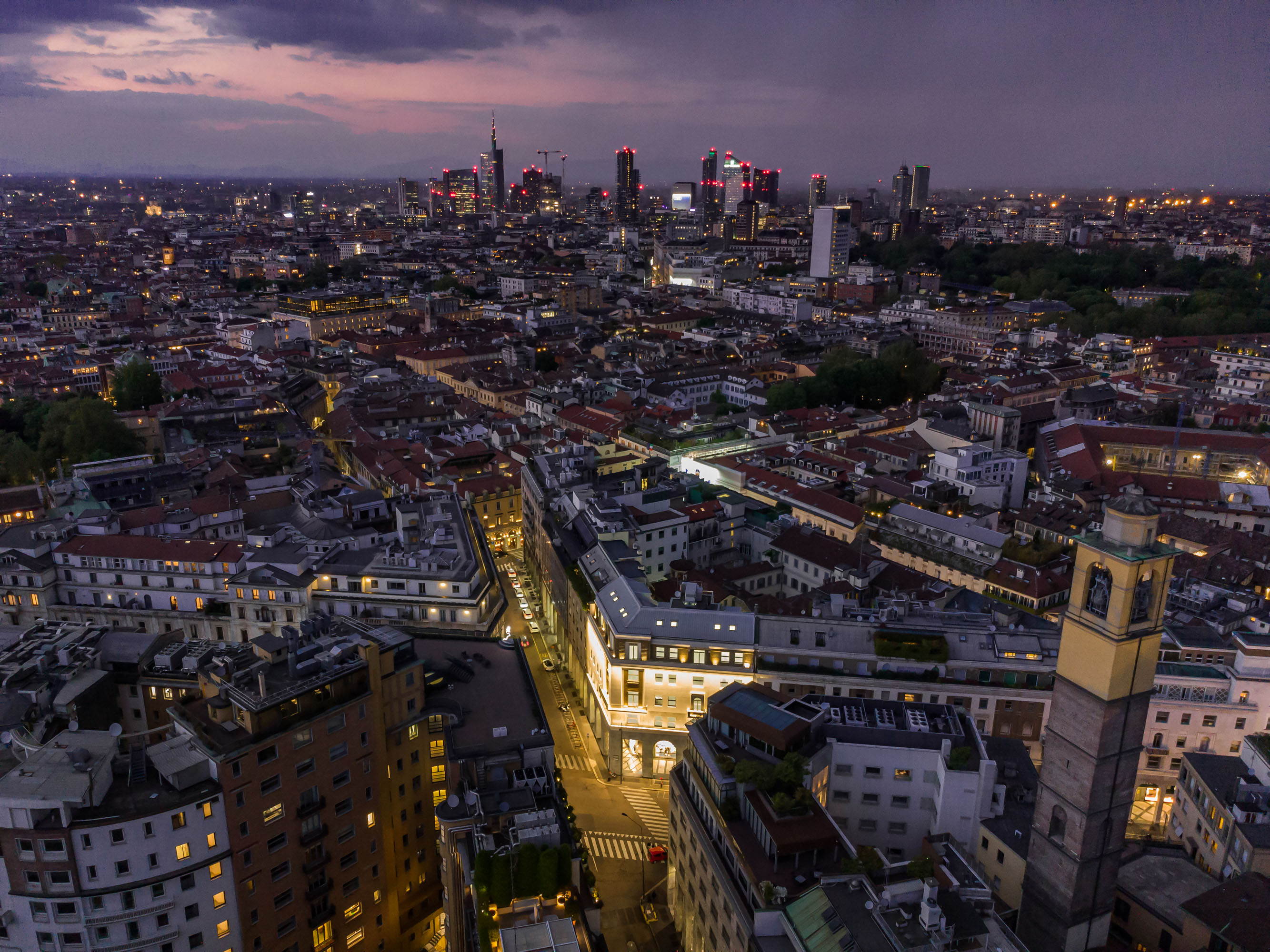 Prelios SGR buys a portion of a commercial property in Milan through ...